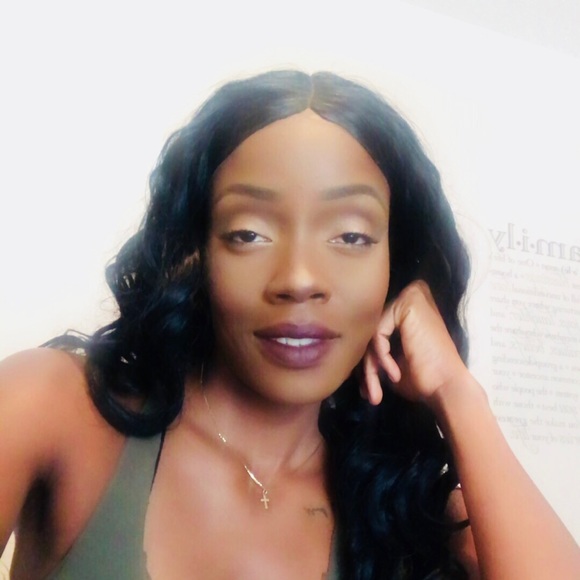 Taunia's Closet (@1tauniamarie) | Poshmark